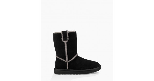 Купить UGG Short Spill Seam Black за 7590 руб